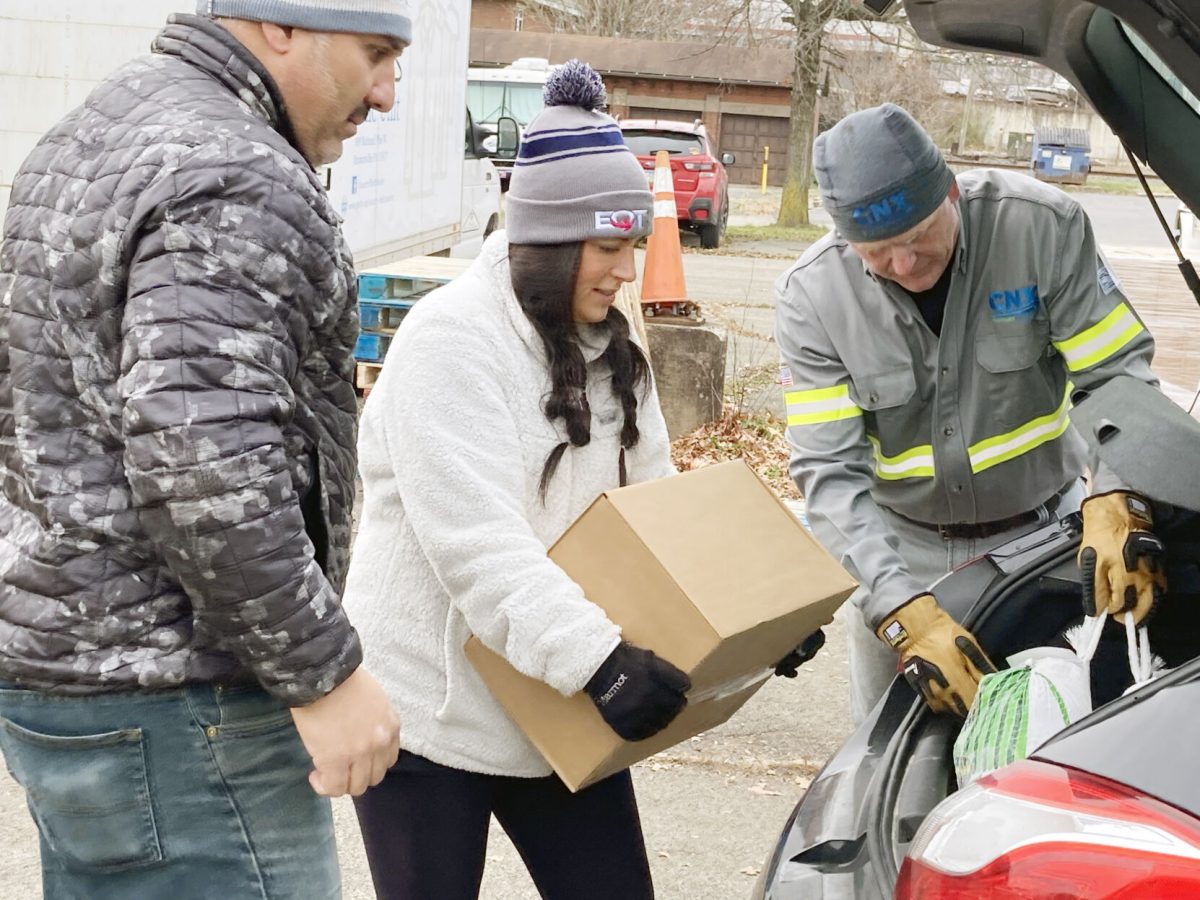 Food Helpers prepares for holiday meal distribution - Observer-Reporter
